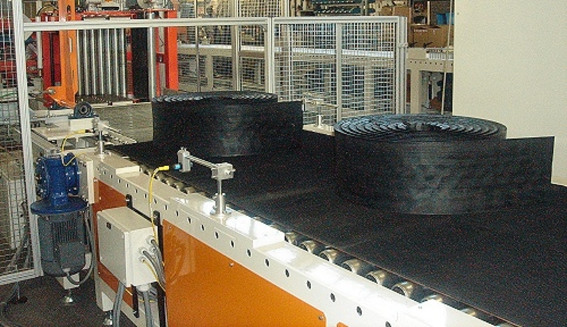 LINER 550, COMPLETE FINISHING LINE FOR PRECURED TREADS - Lines for ...