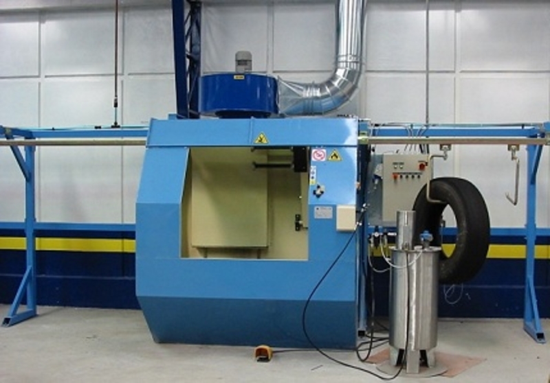 MODULAR MONORAILS - Modular monorails and in-line stations